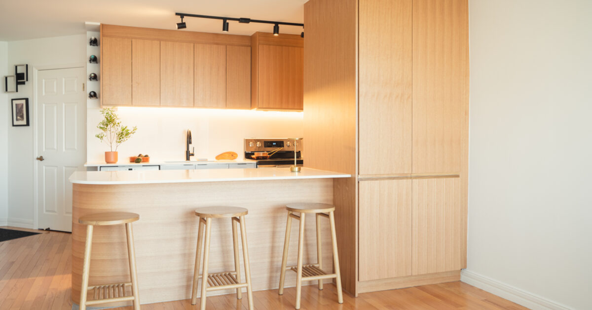 Home Tour: De la Barre's Kitchen | Bofronts